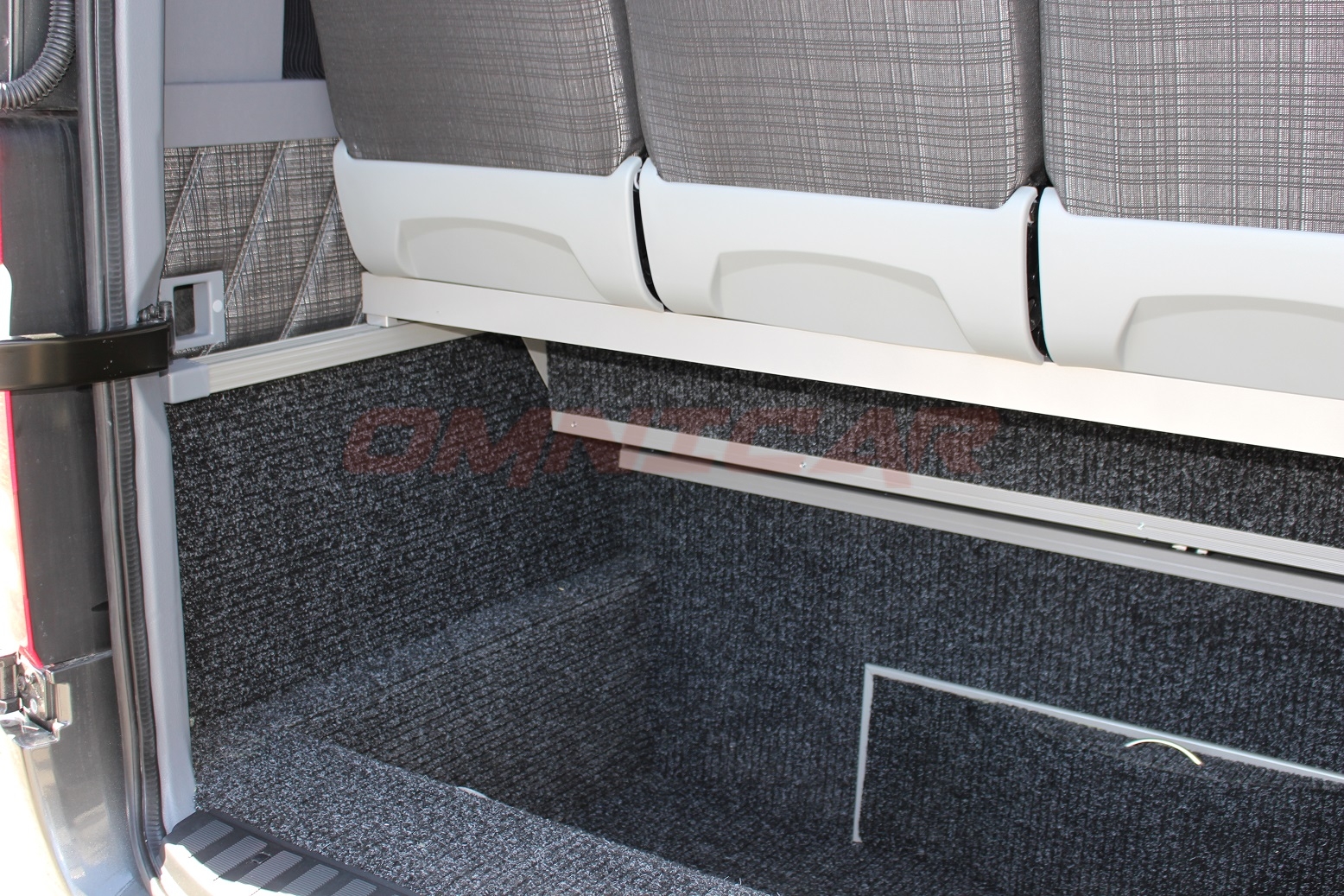 Neuer Kleinbus Mercedes Sprinter 519CDI Tourismus Luxus 21 Sitze Plätze