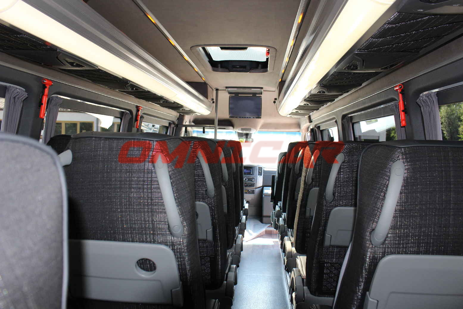 Minibus 24 places extra long 190PS boite automatique Peinture métallique