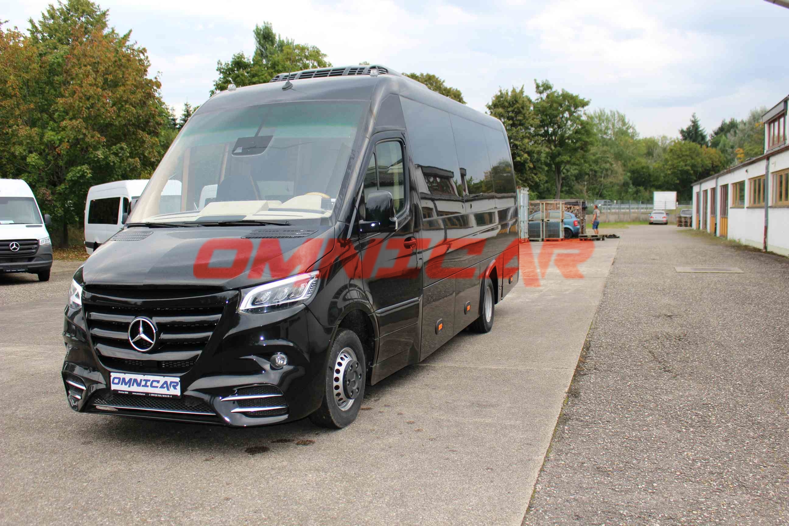 Sprinter Extrabreite VIP LD 16Sitzplätze Großer Kofferraum seitlichen ...