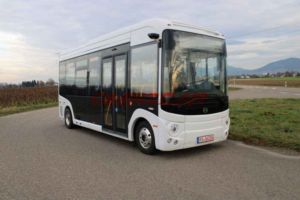 Electric shuttle minibus 35 passengers 7 m Urban, electric cityline ...