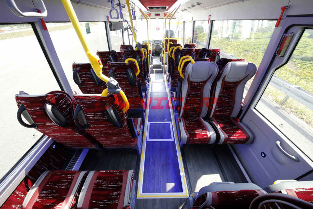 Low Floor city bus 37 passengers wheelchair Low Entry , city urban ...